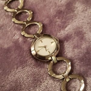 Avon | Accessories | Nib Avon Silvertone Circle Quartz Link Watch ...